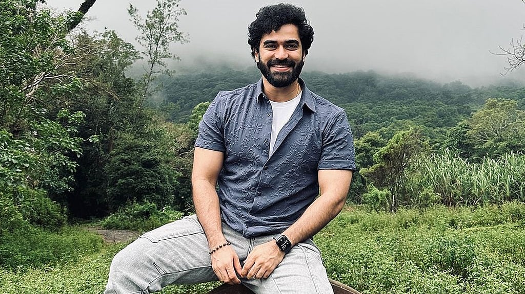 Ekam: Reflections from the sea